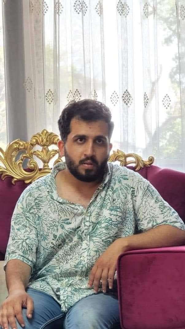 شاهد الفيديو الذي اغضب اليمنيين شاب يمني يقاوم 50 تركي في اسطنبول اعتدوا عليه بوحشية Cratar